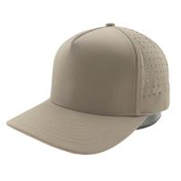 China Custom 5 Panel Snapback Hat Polyester Perforated Baseball Cap with Rubber Patch 52cm for sale