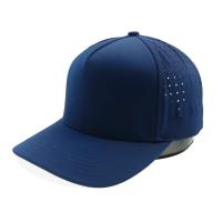 China Custom 5 Panel Snapback Hat Polyester Perforated Baseball Cap with Rubber Patch 52cm for sale