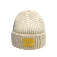 China Custom Woven Label RPET Acrylic Wool Unisex Cuffed Beanie Hat for Traveling 50% RPET 50% Acrylic for sale