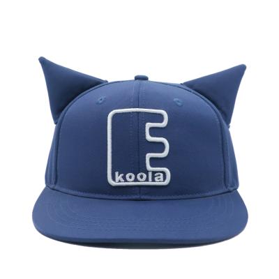 China Custom Snapback Baseball Cap One Size Fits All Adjustable Cotton Hat with Logo Embossing for sale