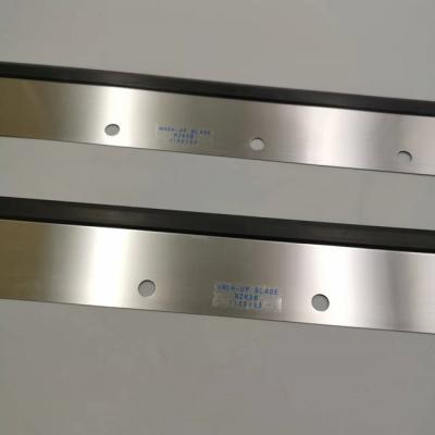 China Silver Color Wash Up Blade for Roland Printing Machine with 11 Holes and 1100x65x0.5mm Dimensions for sale