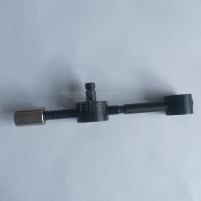 China Iron Material Threaded Spindle Screw SM52 Heidelberg Compatible 13.8CM Length Offset Printing Parts for sale
