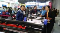 China Advertising Cutter Plotter Machine with 1000mm/s Speed and 800g Cutting Force - Low Noise Grit Roller Design for sale