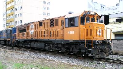China SDD8 Diesel Locomotive Spare Parts for 1000mm Gauge Railway with 1960kW Power and 80km/h Speed for sale