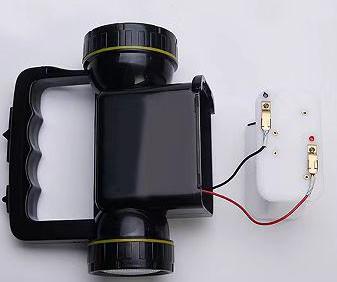 China 4 Colors Portable Signal Lamp Torch 3W LED Battery Powered for Railway Repair for sale