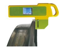 China HTR212A Portable Intelligent Wheel Tread Parameter Detector 0.01mm Resolution 1.8kg for sale