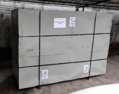 hot chamber die casting machine safe packing by steel box hot chamber die casting machine safe packing by steel box