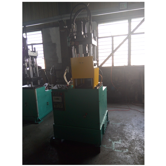 20T vertical hot chamber die casting machine 20T vertical hot chamber die casting machine