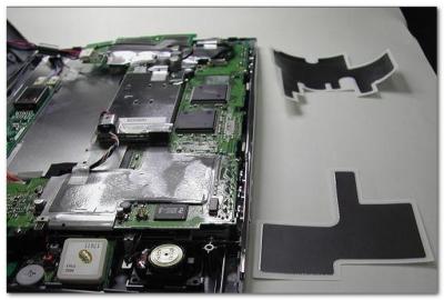 China Ultra Thin Black Carbon Thermal Graphite Sheet 2.2 g/cc Density 10W/m-K Conductivity for Electronics for sale