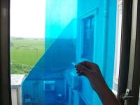 China 30-Micron Anti-Scratch Window Glass Protection Film 600 Feet Roll for Construction Building Applications for sale