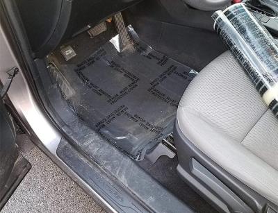 China 24''X200' Auto Carpet Protection Film Sticky Plastic Carpet Protector For Cars for sale
