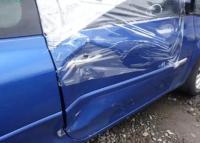 China 5mil 36inch Temporary Auto Collision Wrap Film - Weather Protection for Damaged Vehicles with 180-Day UV Resistance for sale