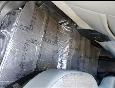 China 500mm Automotive Carpet Protection Film 40-100 Micron Thickness with 250-300% Elongation for Car Interior Surface Shield for sale