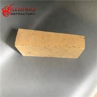 China Fire Clay Wedge Refractory Brick 30-48% Al2O3 for Industrial Kilns 230x114x65mm for sale