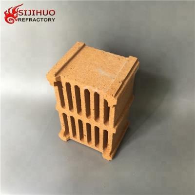 China Top-Notch Checker Refractory Bricks with 0.1-0.3% CrO Content and 1.2-1.4% SiC Content for sale