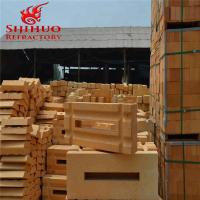 China Yellow Alumina Block Wall Cladding Facing Brick for Industrial Furnaces Tiles Rough Stone 30-50% Al2O3 for sale
