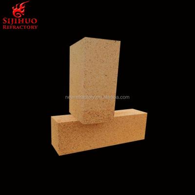 China Refractory Fire Clay Brick 1.2-1.4% SiC Content for Customizable Furnace Liner 230x114x65mm for sale