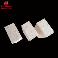 China Yellow Alumina Bricks for High Temperature Resistance and Bulk Density Applications for sale