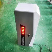 China Boom Automatic Intelligent  Car Park Barrier Arm Barrier With Traffic LED Light for sale