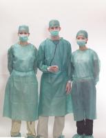 China PP 22gsm Disposable Isolation Gown 115x127cm Elastic Cuff With Long Sleeve Gown for sale