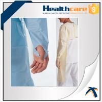 China Antibacterial Disposable Protective Gowns / CPE Isolation Gown With Thumb Up for sale