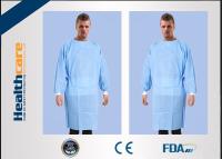 China PP / SMS Disposable Surgical Gowns , Nonwoven Disposable Cloths Anti Bacteria for sale