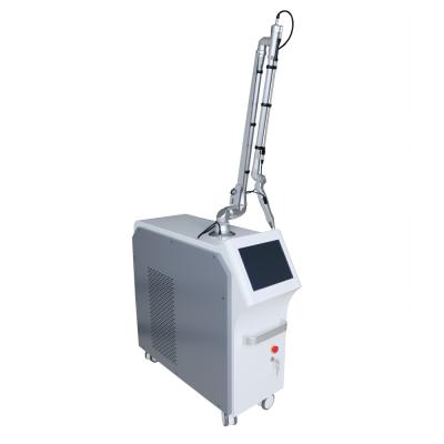 China 2000W Q Switched Tattoo Removal Laser Machine With 7 Jointed Articulated Arm for sale