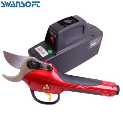 China SWANSOFT 30mm Electric Pruning Shear Telescopic Pole 2.5m Garden Electric Scissors for sale