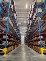 China High Capacity Pallet Racking / Heavy Duty Pallet Shelving with Open or Closed Pitch Beams for sale