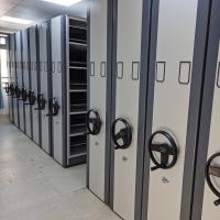 China Heavy Duty Rack Customized Mobile Movable Storage Racking System Closed Open for sale