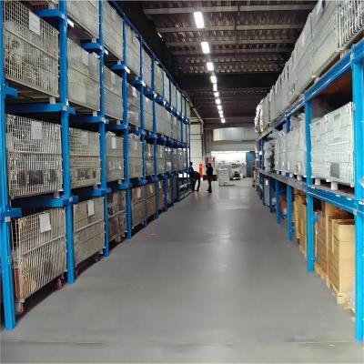 China Steel Industrial Collapsible Stackable Wire Mesh Basket with Lids and Barrier 800*600*640 for sale