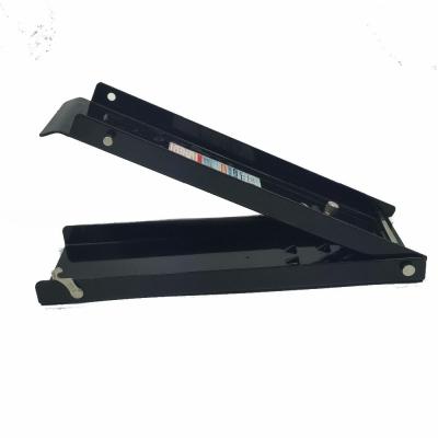 China 12oz 16oz Foot Operated Type Can Crusher for sale