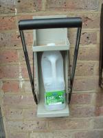 China Lightweight 2.5L Big Soda Bottle Crusher 24 Ounce Can Crusher Bottle Opener for sale