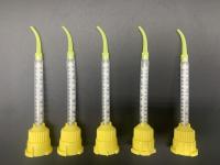 China 100Pcs Yellow Dental Mixing Tips and Dental Intra Oral Tips for Dental Impression Mixing for sale