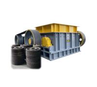 China Toothed Roll Rock Crusher 200-400 TPH Output Basalt Crushing Machine Stable Operation for sale