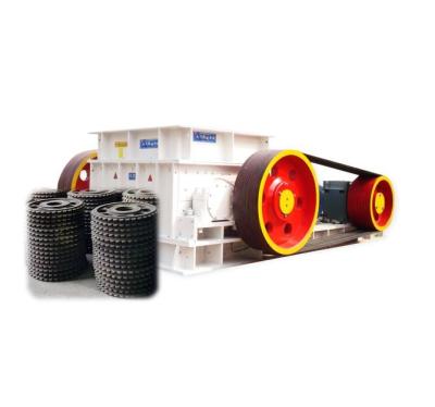 China Anti Abrasive Roll Crusher Machine TPH Large Processing Capacity Dual Motor for sale