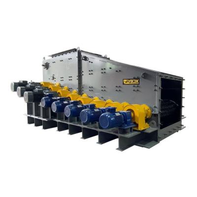 China Roller Screening Machine 420-1000 TPH Throughput 1400mm Roll Surface Width for sale