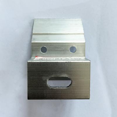 China Aluminum Solar Installation Clip 2.6-5mm Thickness for Photovoltaic Panel Mounting System with 10-Year Warranty for sale