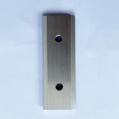 China Aluminum Alloy Solar Panel Rail Splice Kit - 100pcs MOQ Roof Mounting Connector System for sale