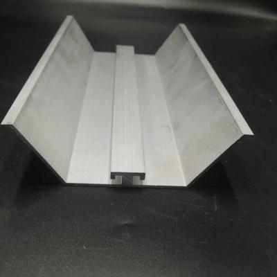 China Commercial Stainless Steel Roof Gutters 0.2-0.5mm Thickness with Custom Shapes and High Corrosion Resistance for sale