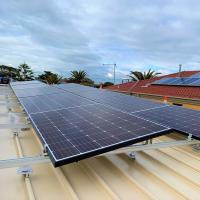 China Universal Solar Roof Mount for Tile Metal Flat Roofs 25 Year Life 10 Year Warranty for sale