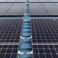 China Standing Seam Roof Solar Mounting Brackets No Penetration 25 Year Life Customizable for sale