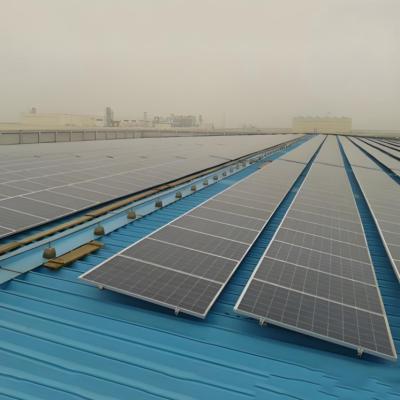 China Solar Panel Roof Mounting Brackets for Standing Seam Roofs Easy Fast Installation No Penetration 25 Year Life for sale