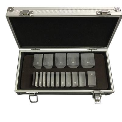 China 17pcs Glass K9 Ophthalmic Optical Prism Set 37x37mm with Aluminium Case for sale