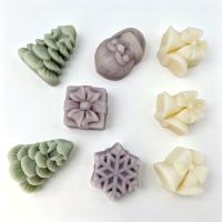 China Christmas Holiday Wax Bottle Candy Assorted Shapes Santa Tree Snowflake Liquid Filled Wax Candy Bulk Wholesal for sale