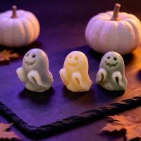 China Halloween Ghost Shape Wax Bottle Candy with Chewable Feature and Fruit Flavor for Novelty Treats for sale