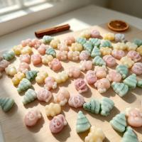 China Christmas Holiday Wax Bottle Candy Assorted Shapes Santa Tree Snowflake Liquid Filled Wax Candy Bulk Wholesal for sale