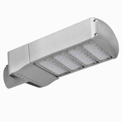 China 100W Solar LED Street Light with 50,000 Hour Lifespan and 2700K-7000K Color Temperature for Parking Lot Lighting for sale