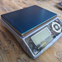China LCD Display Multi-function Electronic Table Weighing Scale,30kg Capacity Portable Electronic Platform Scale for sale