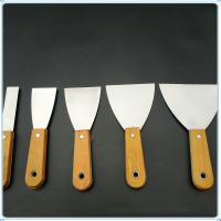 China Custom Logo Putty Scraper Wall Coating Tool 3 Inch Skimming Blade with Medium Extension Handle for sale
